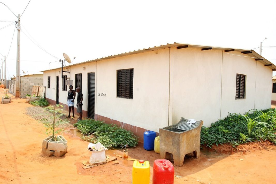 Governador apela moradores do zango 1 a denunciar infratores nas casas - KilambaNews - O site da ...